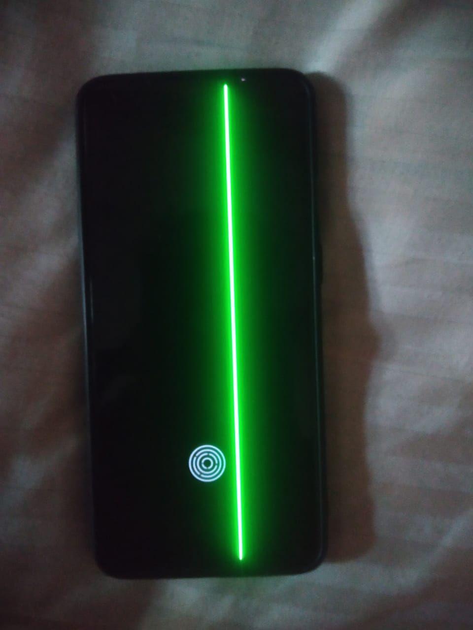 After Update from OxygenOS 12 in Oneplus 9R after 5-6 days a green line ...