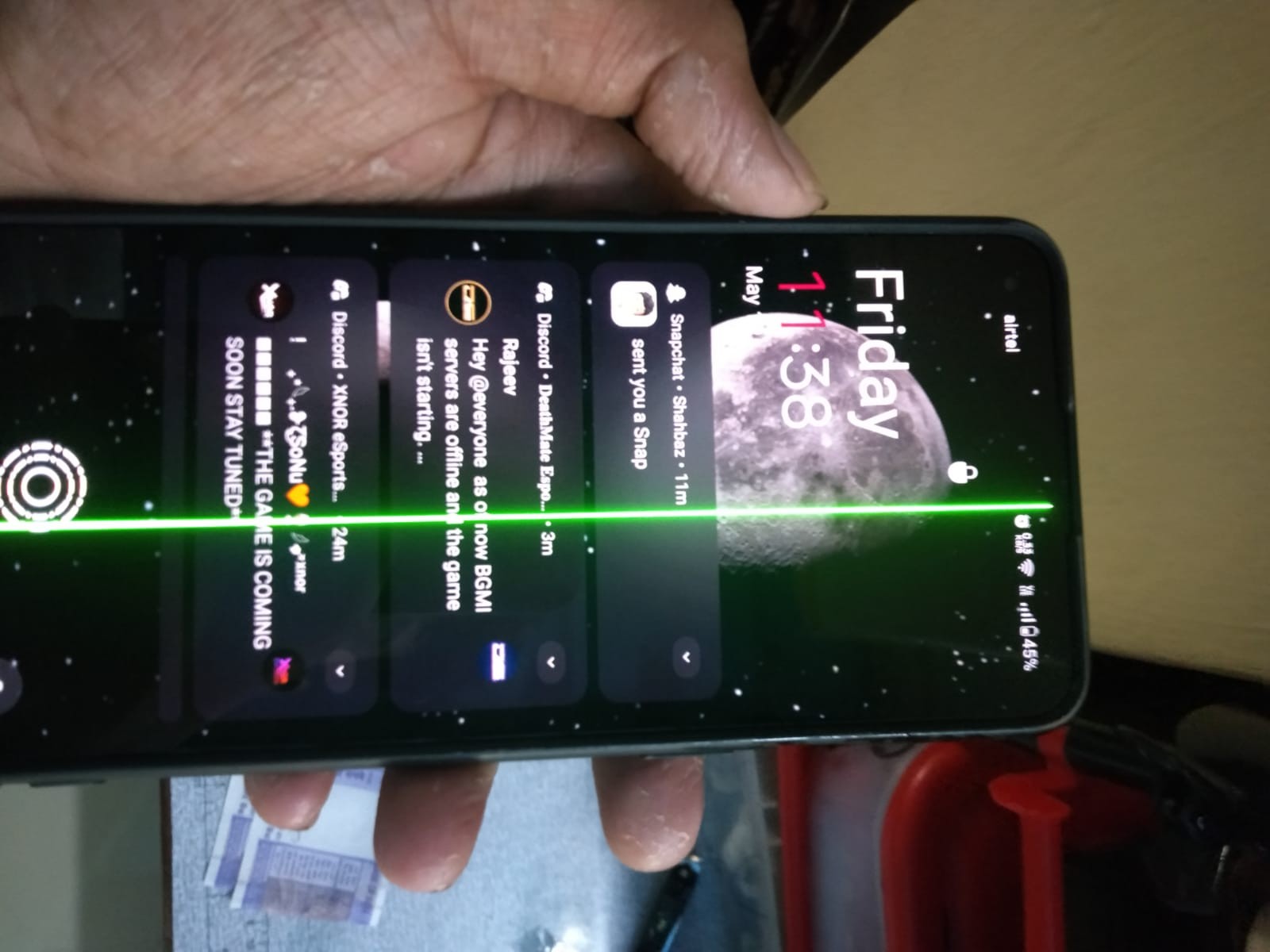 Green line on OnePlus 9
