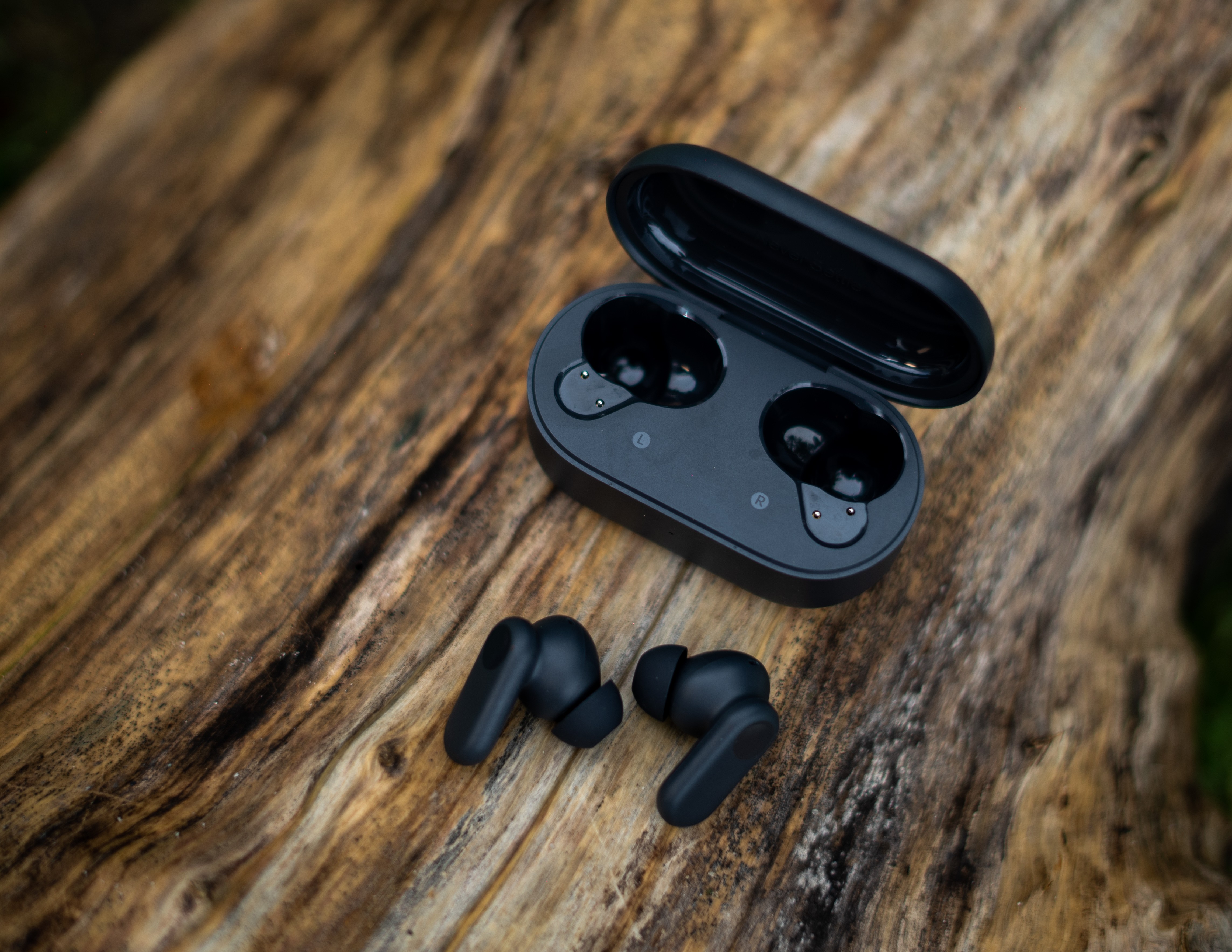 OnePlus Nord Buds 2r review: Sound Like Million Buck and Won't Break ...