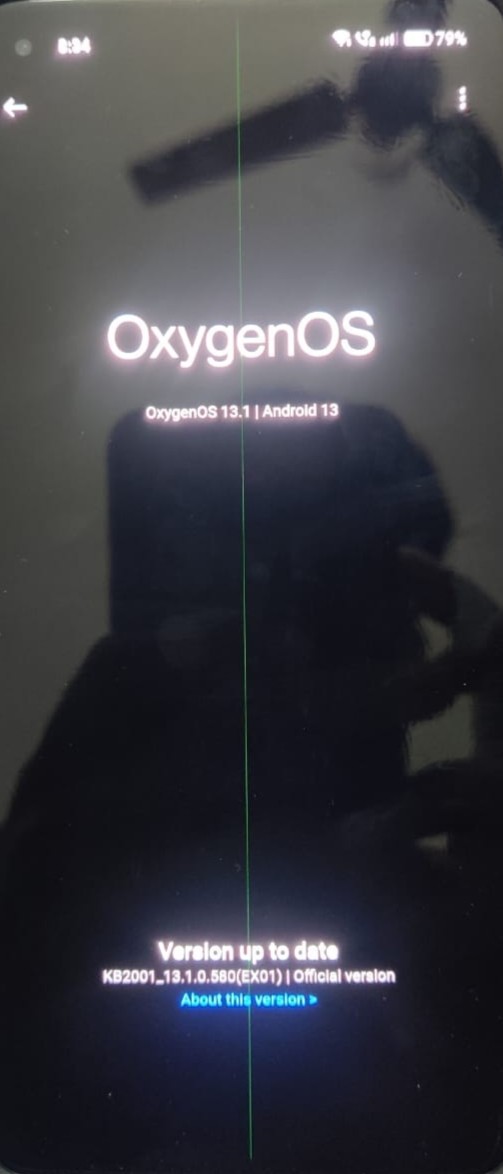 OnePlus will now offer lifetime screen warranty to address green line issue