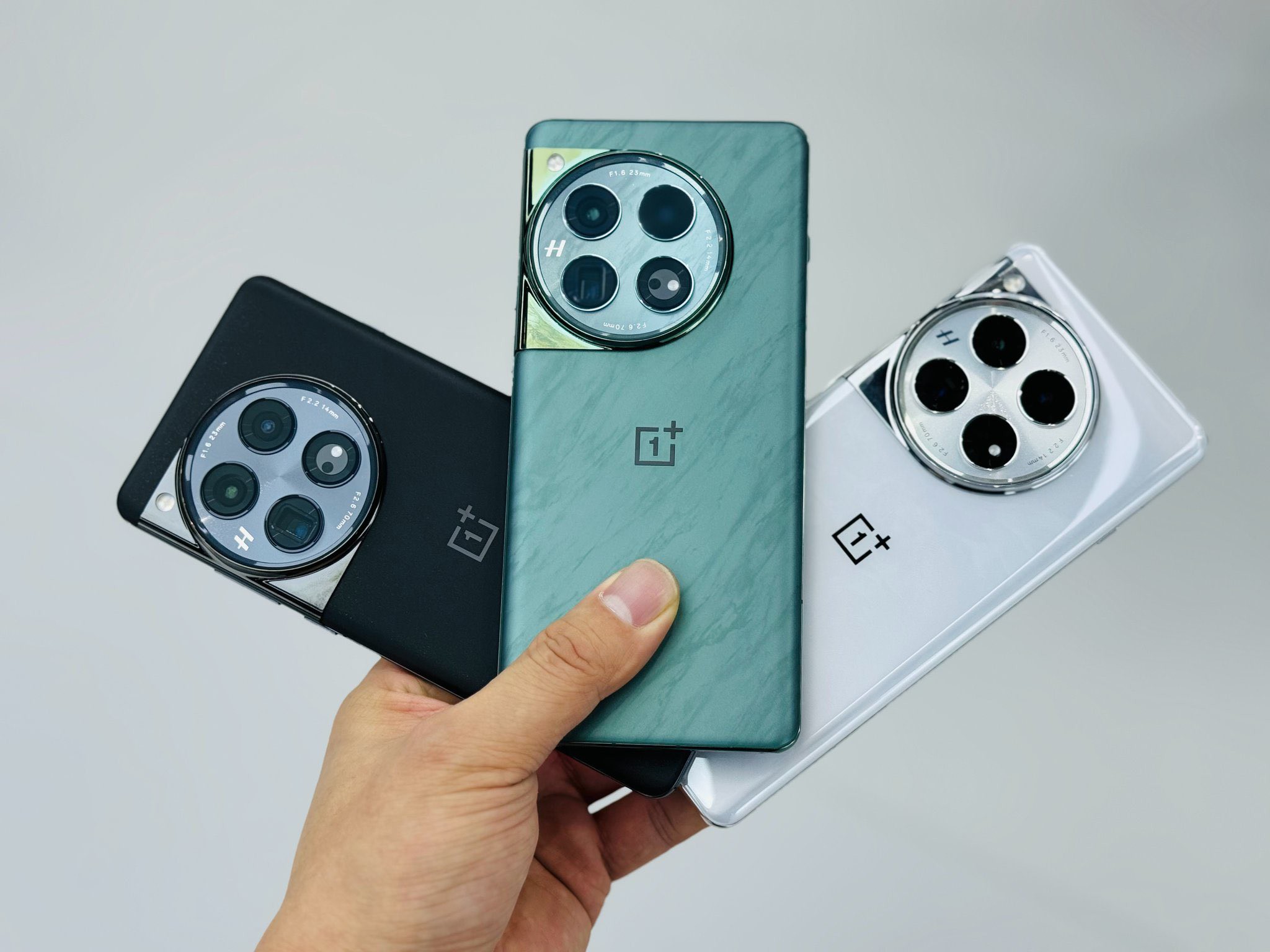 OnePlus 12 and 12R storage/color variants/pricing for India!