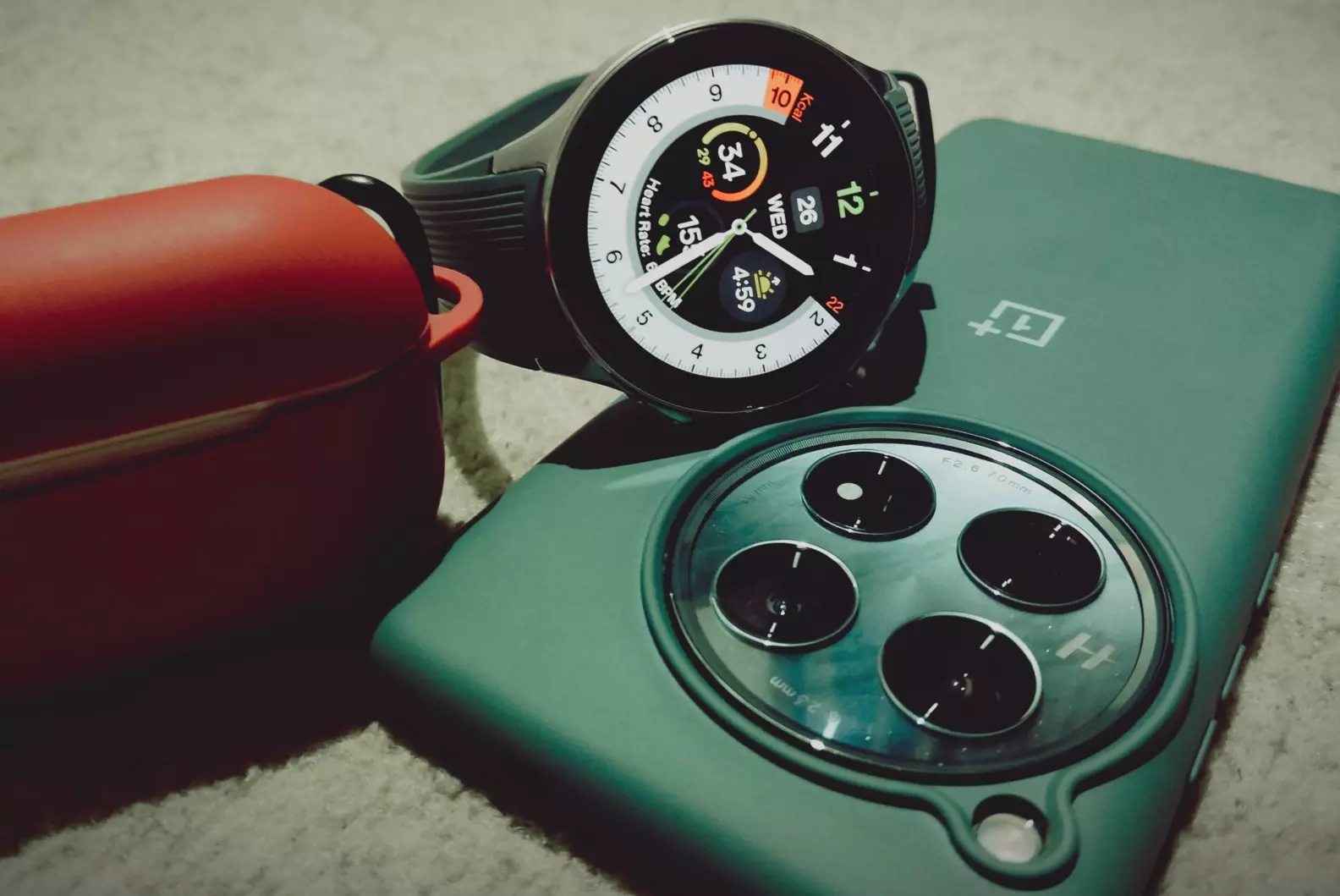 The perfect companion for daily life. Battery is good camera