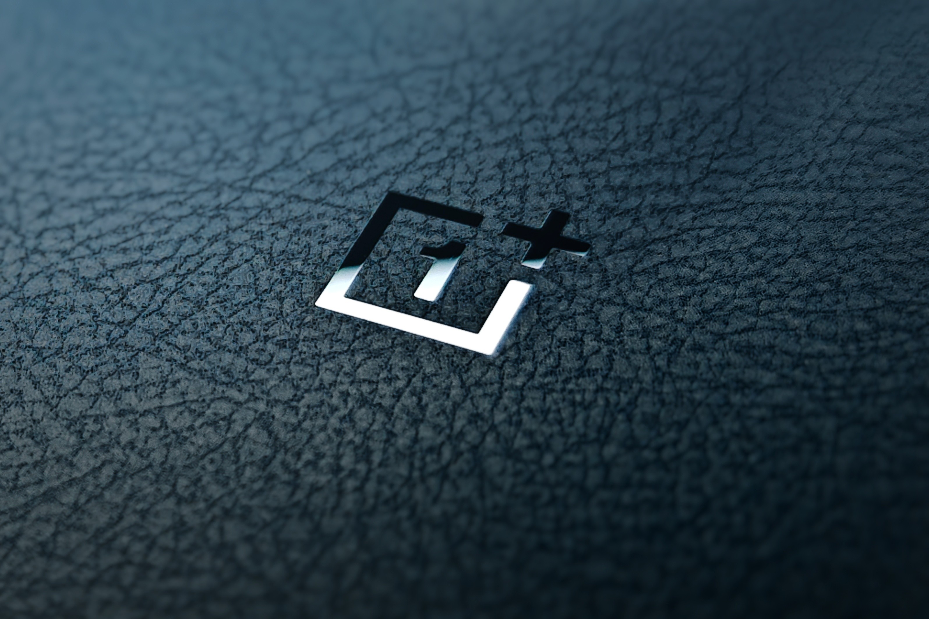 The Lab: OnePlus 13 Unboxing & First Impression