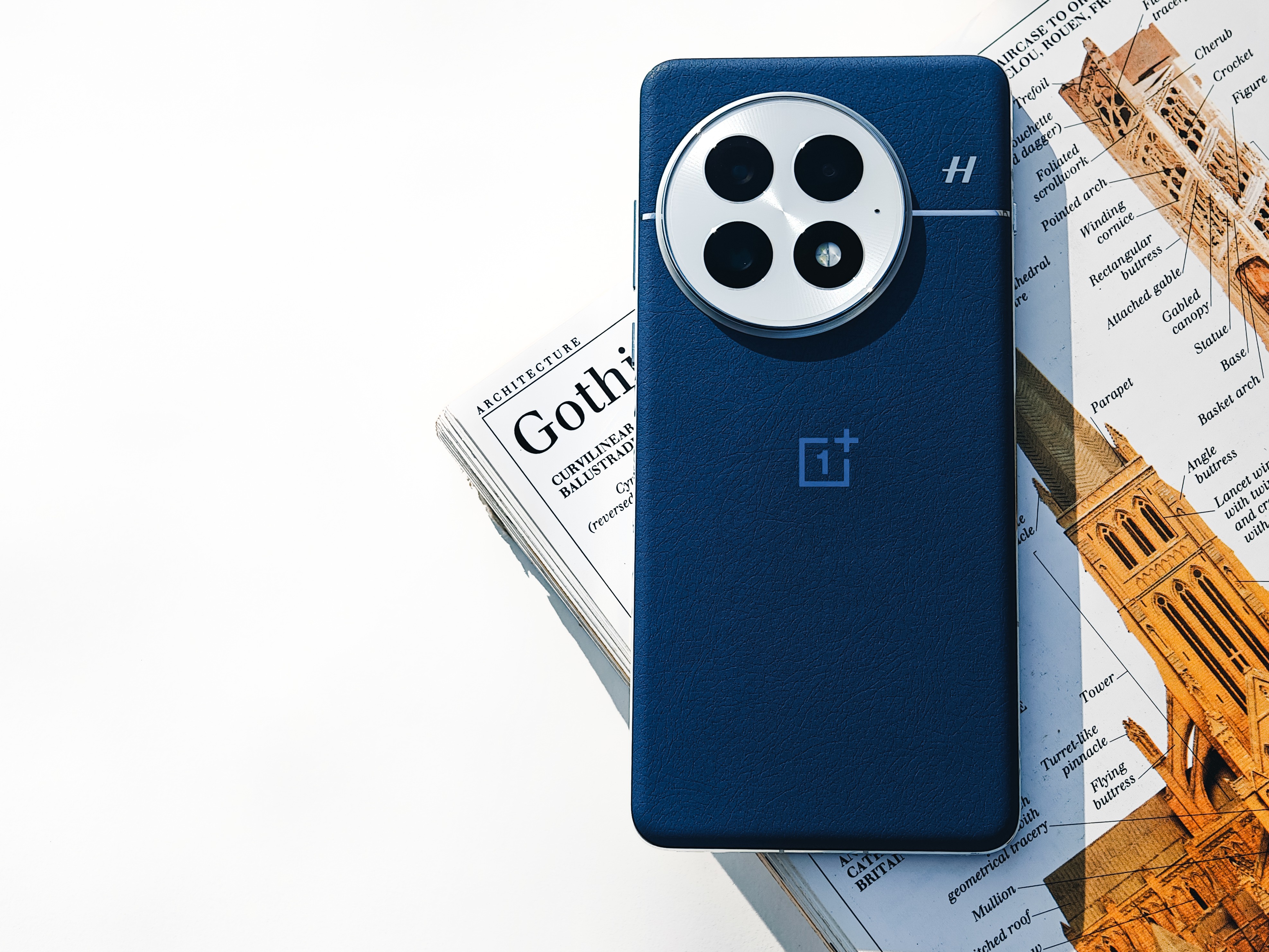 The Lab: OnePlus 13 Unboxing & First Impression