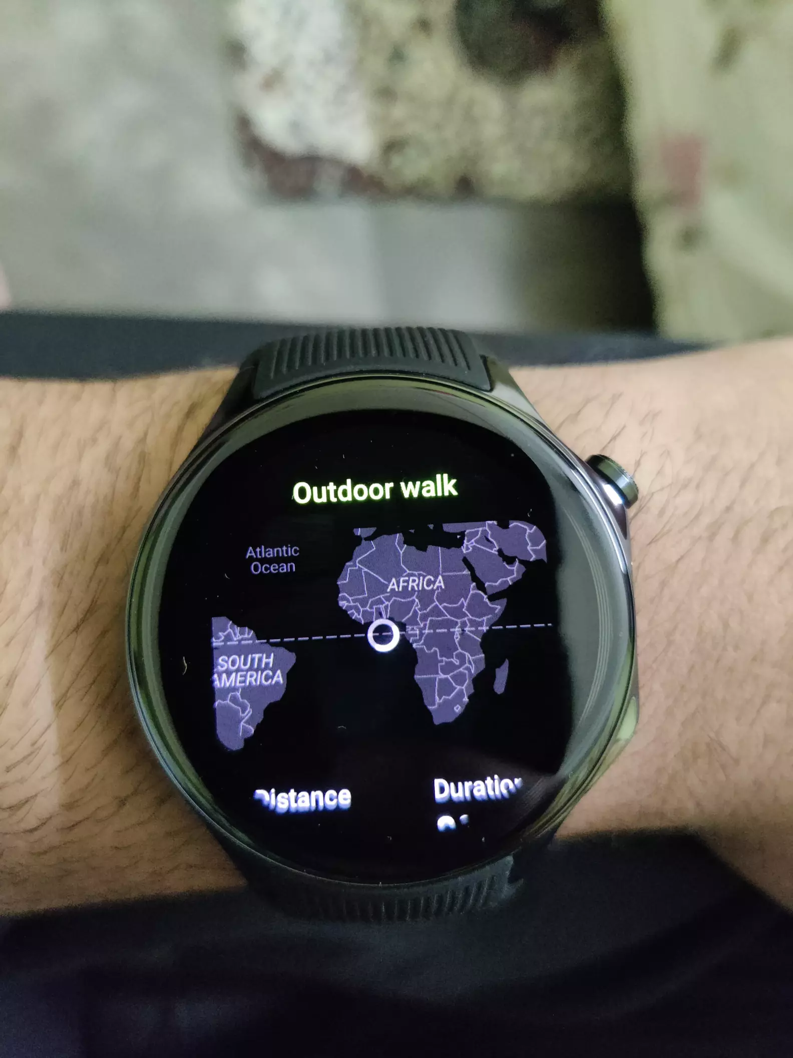 Oneplus watch 2 outdoor walk GPS map stuck to Africa