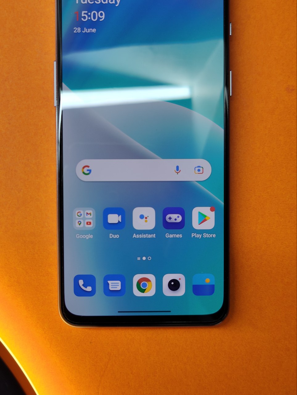 [The LAB] OnePlus Nord 2T - Unboxing and design showcase.