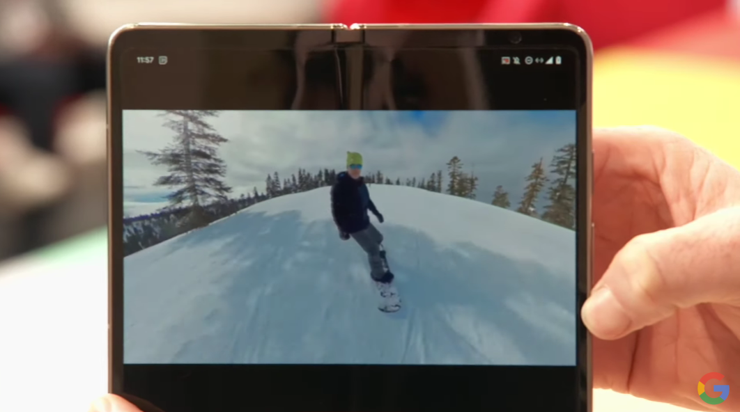 The Google Fold is official! Z Fold-esque form factor, start