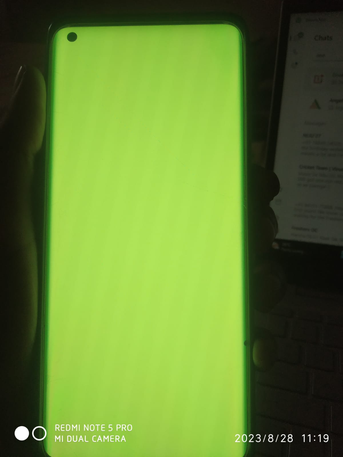 my oneplus 8pro after few days of update its screen started