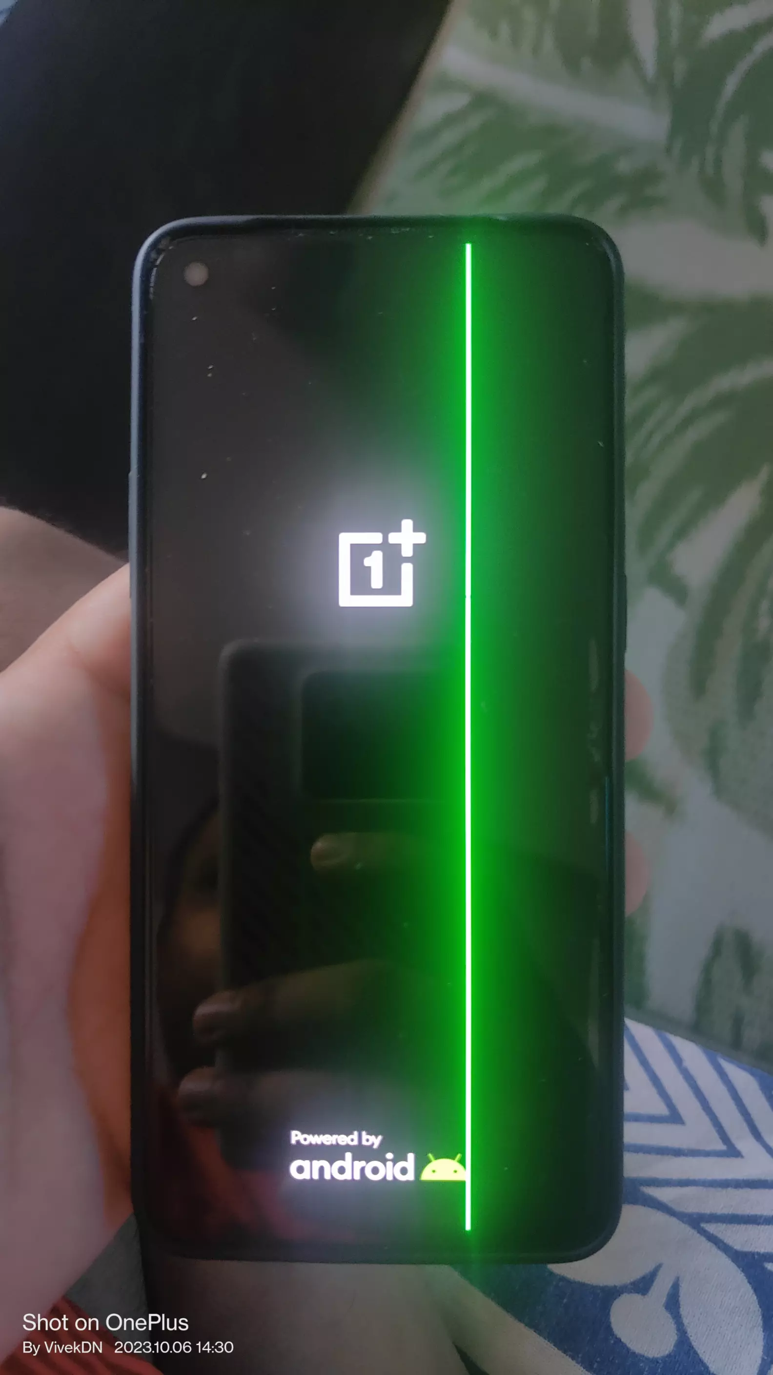 OnePlus 9R Display Green Line Issue