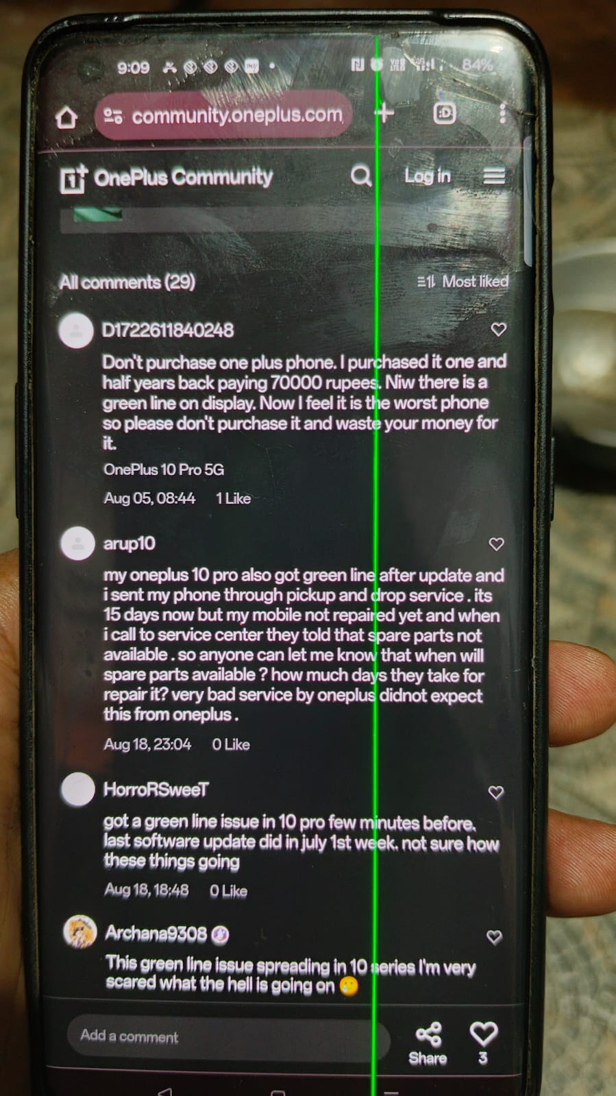 Today my OnePlus 10 pro got a green line problem.😅🟢