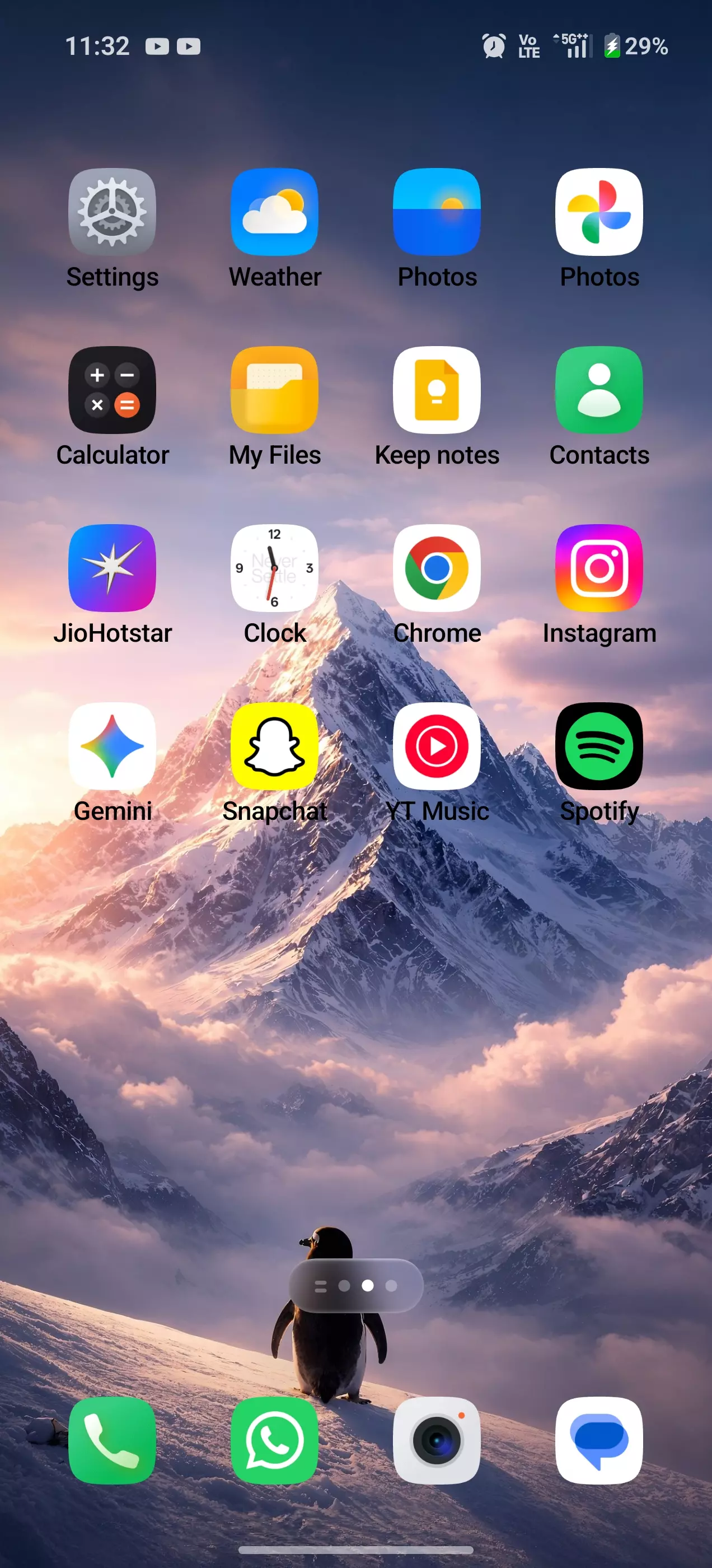 Home screen text changed to black issue